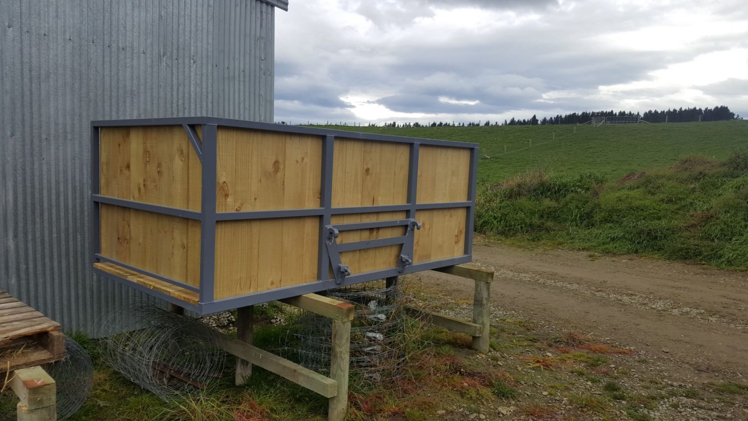 Calf Crate 1 - Hazlett